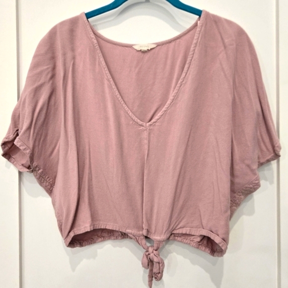 Sim & Sam | Tops | Sim Sam Cropped Butterfly Blouse | Poshmark